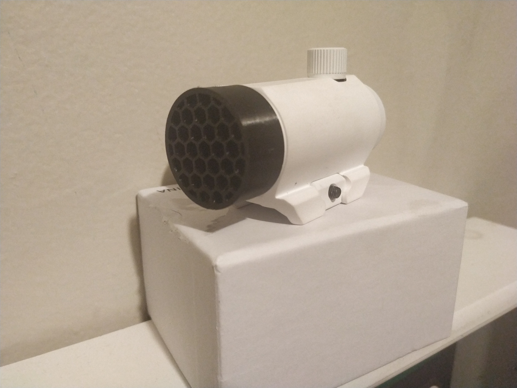 SoggyGoat💦🐐: "White painted red dot sight with a 3D printed kil…" - 🔞 ...
