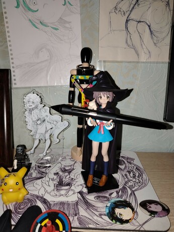 EveryFrost :baraag: :verified:: "Im back soon honey 💚" - 🔞 baraag.net